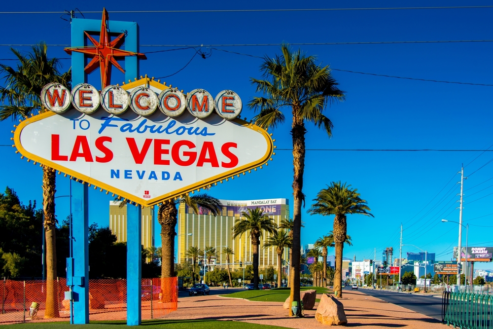 Four souvenirs to bring back from Las Vegas - Holiday Genie Blog